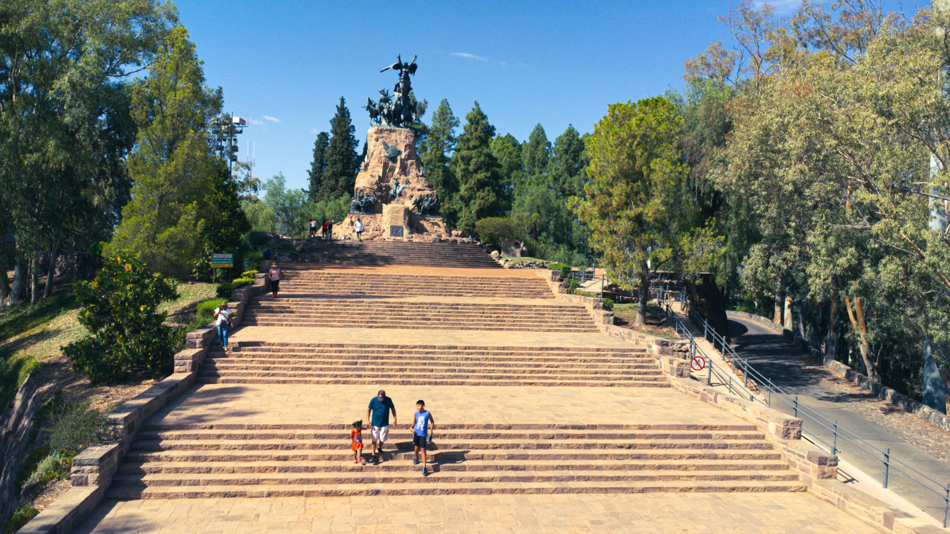 Abrigos a la mañana y sol al mediodía: el tiempo en Mendoza - Ciudadano ...